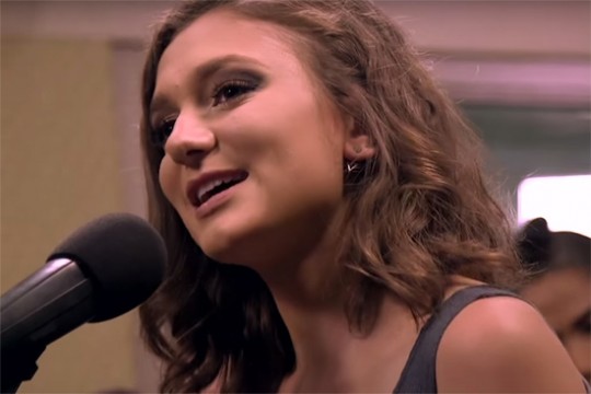 Daya Height Weight Body Measurements | Celebrity Stats